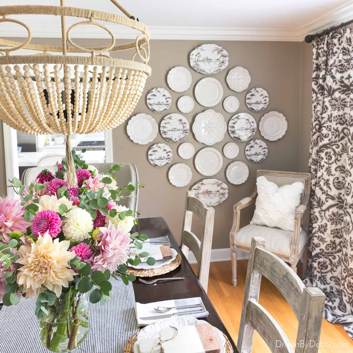 10 Dining Room Wall Decor Ideas For Creating A Stylish Space 10 Dining Room Wall Decor Ideas For Creating A Stylish Space
