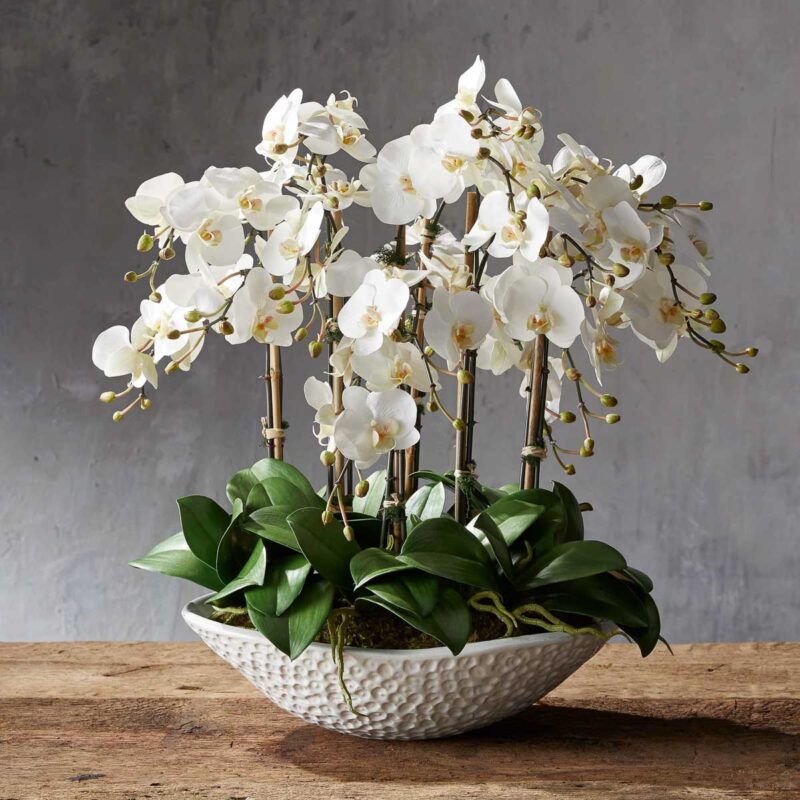 Dining Table Centerpiece Ideas for Everyday - Driven by Decor