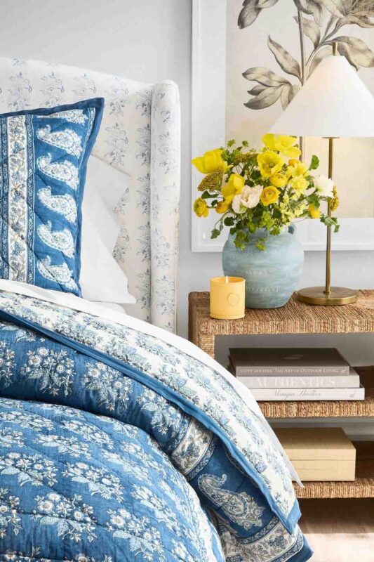 Nightstand Decor Ideas: Simple Tips to Revamp Your Bedside Setup ...